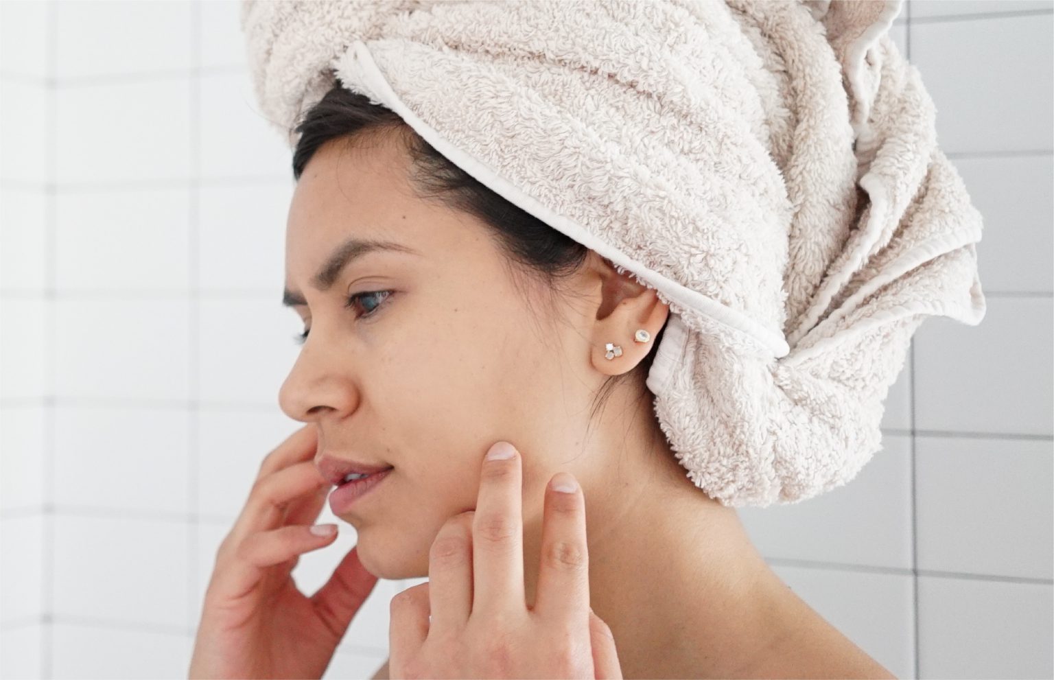 5 Red Flags During a Facial & How to Help Your Skin Recover